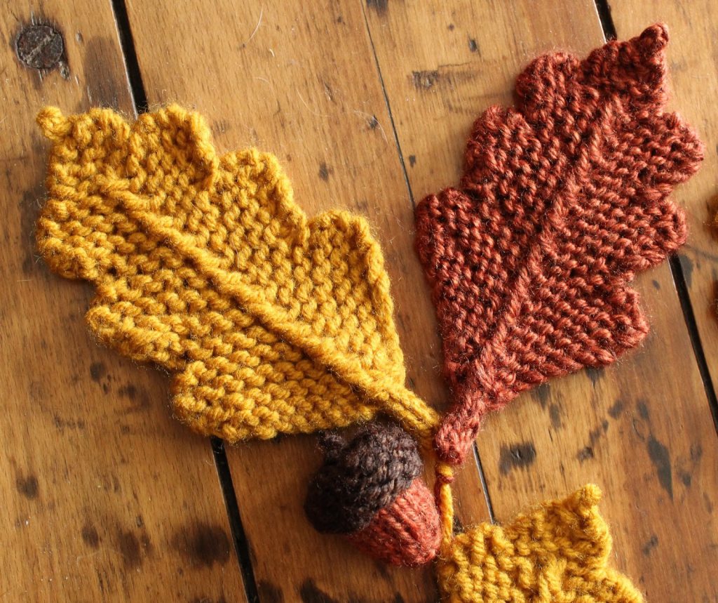 Knitted Autumn Acorns and Leaves Free Pattern – Cocador